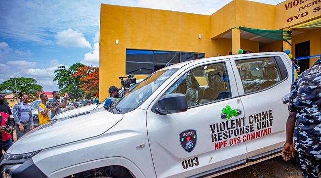 Makinde Launches Violent Crime Response Unit in Oyo